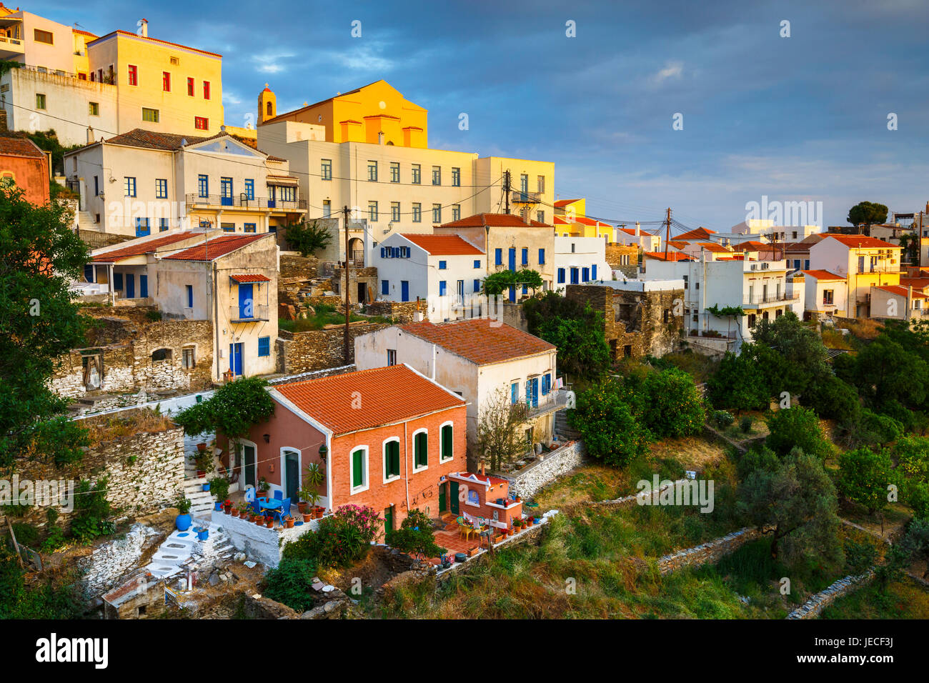 View of Ioulida village on Kea island in Greece Stock Photo - Alamy
