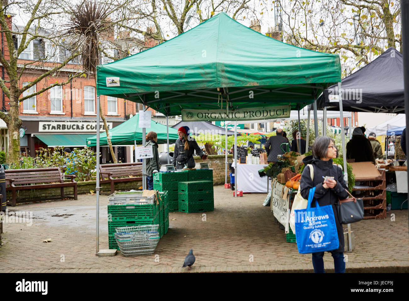 Farmers Market in Orange Square, London, UK Stock Photo - Alamy