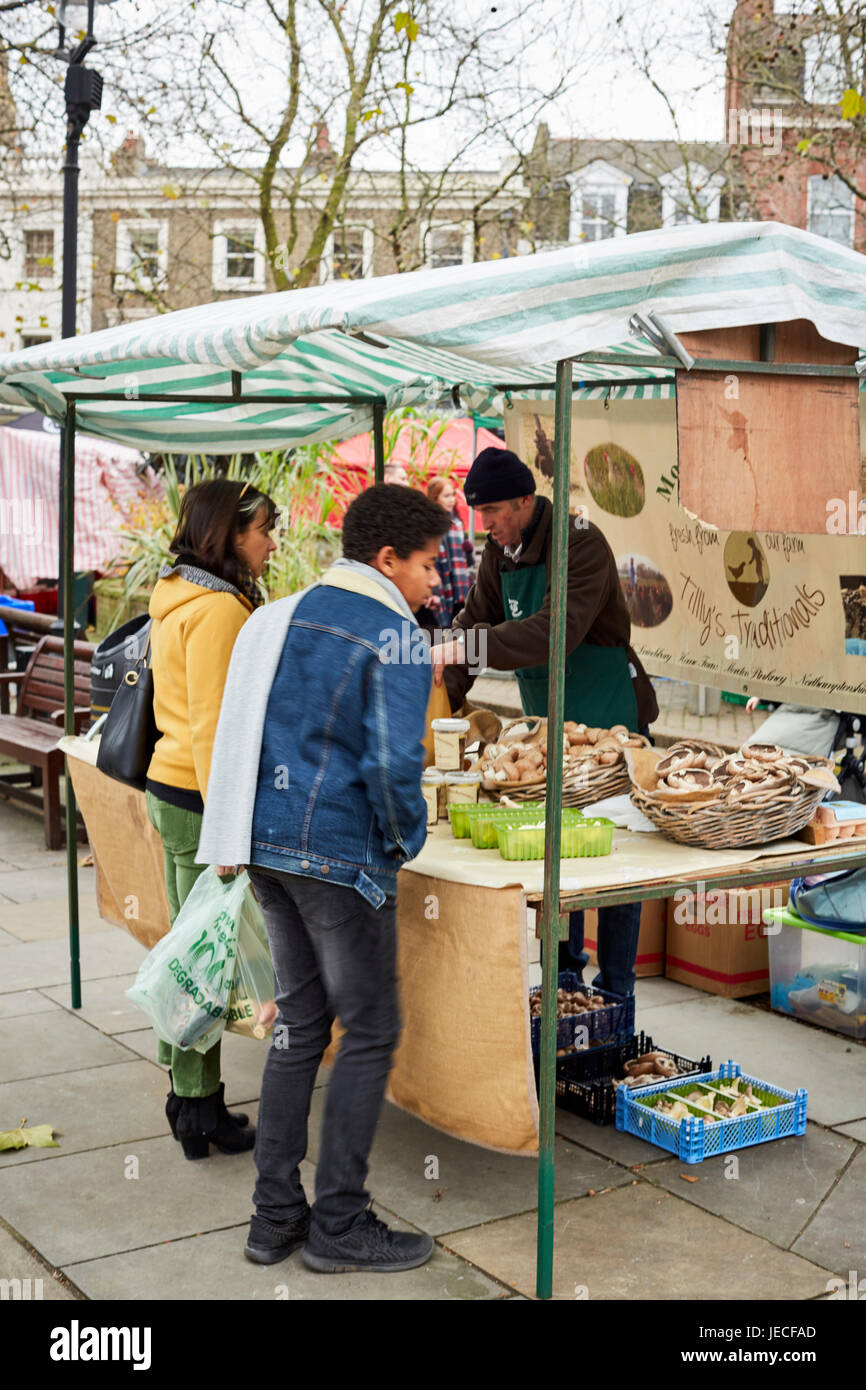 Farmers Market in Orange Square, London, UK Stock Photo - Alamy