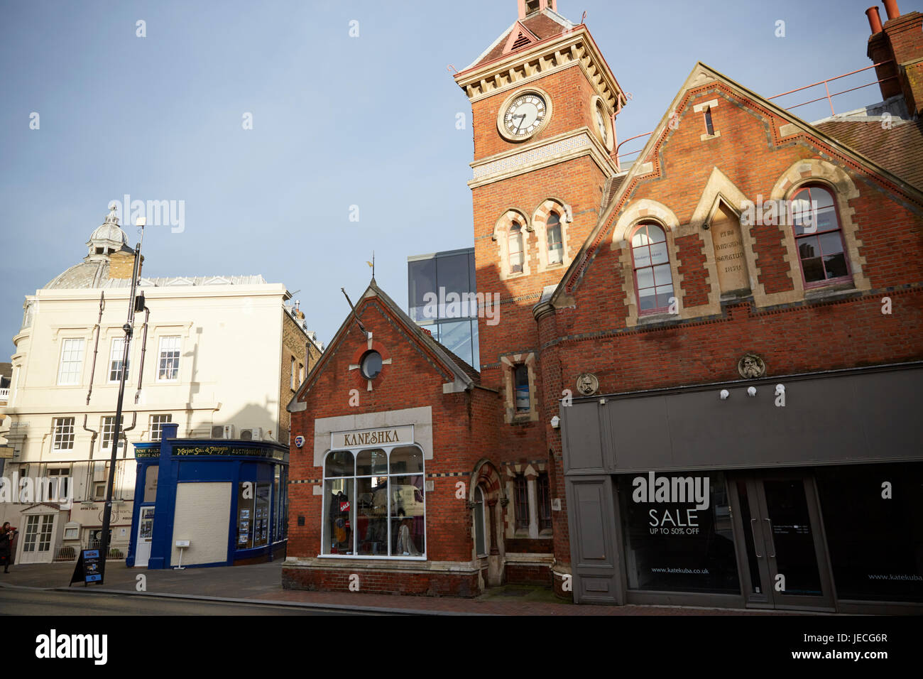 Sheen Road, London, UK Stock Photo - Alamy