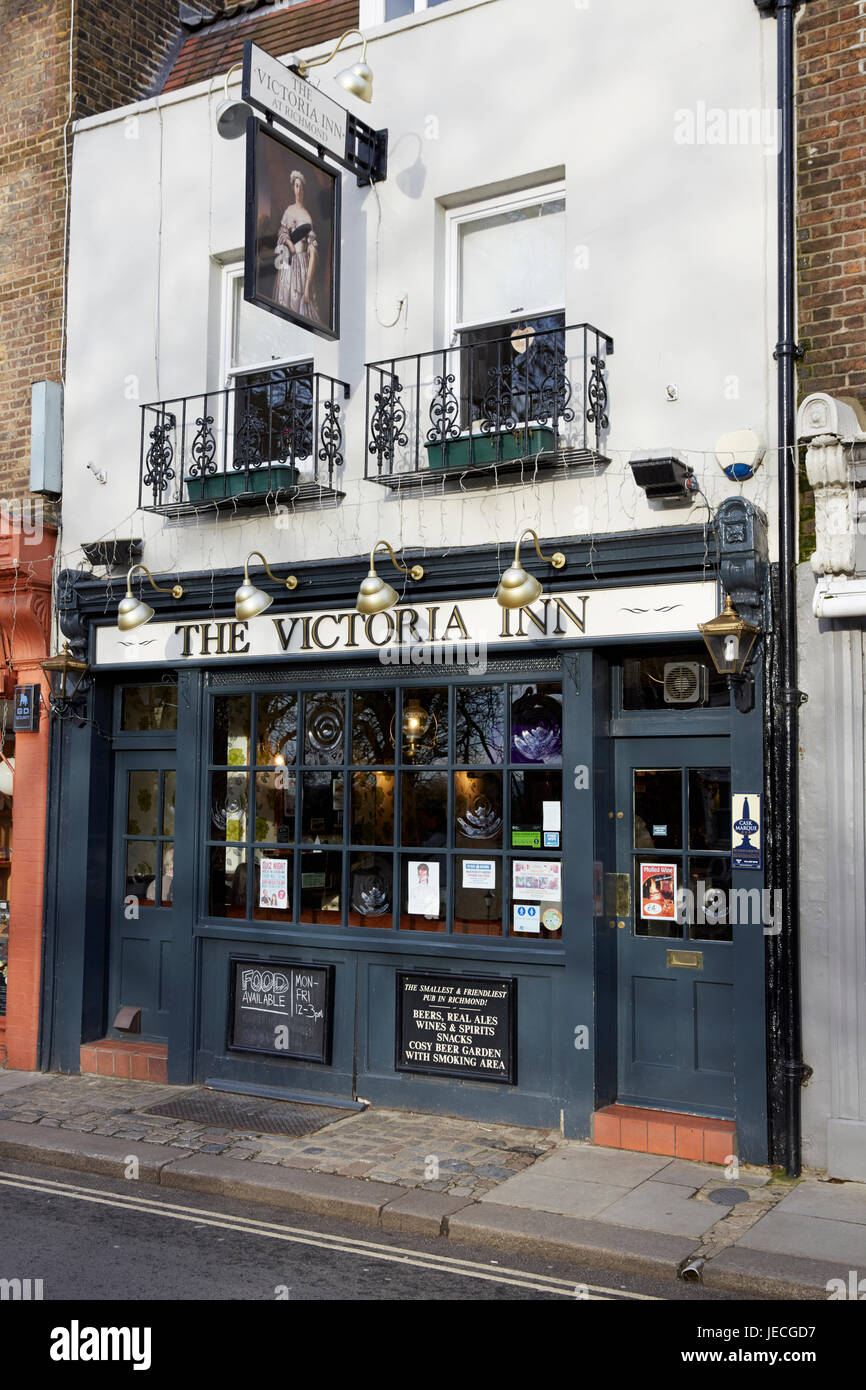 Victoria Inn, London, UK Stock Photo - Alamy
