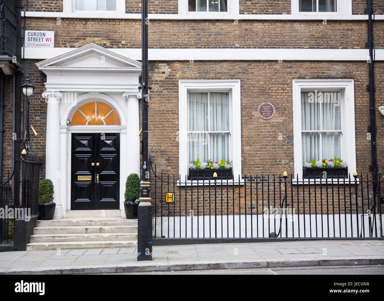 Curzon st hi-res stock photography and images - Alamy