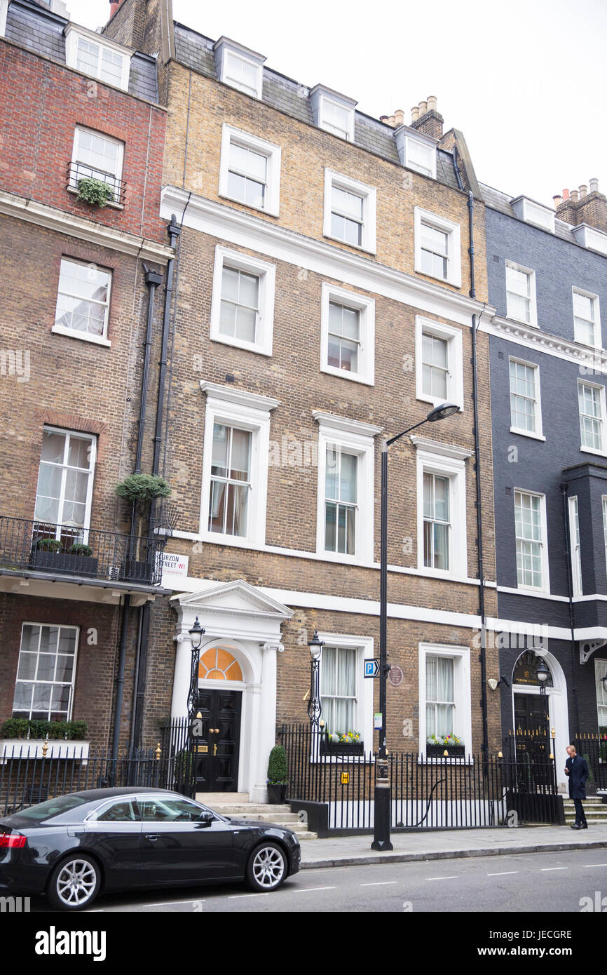 Curzon St, London, UK Stock Photo - Alamy