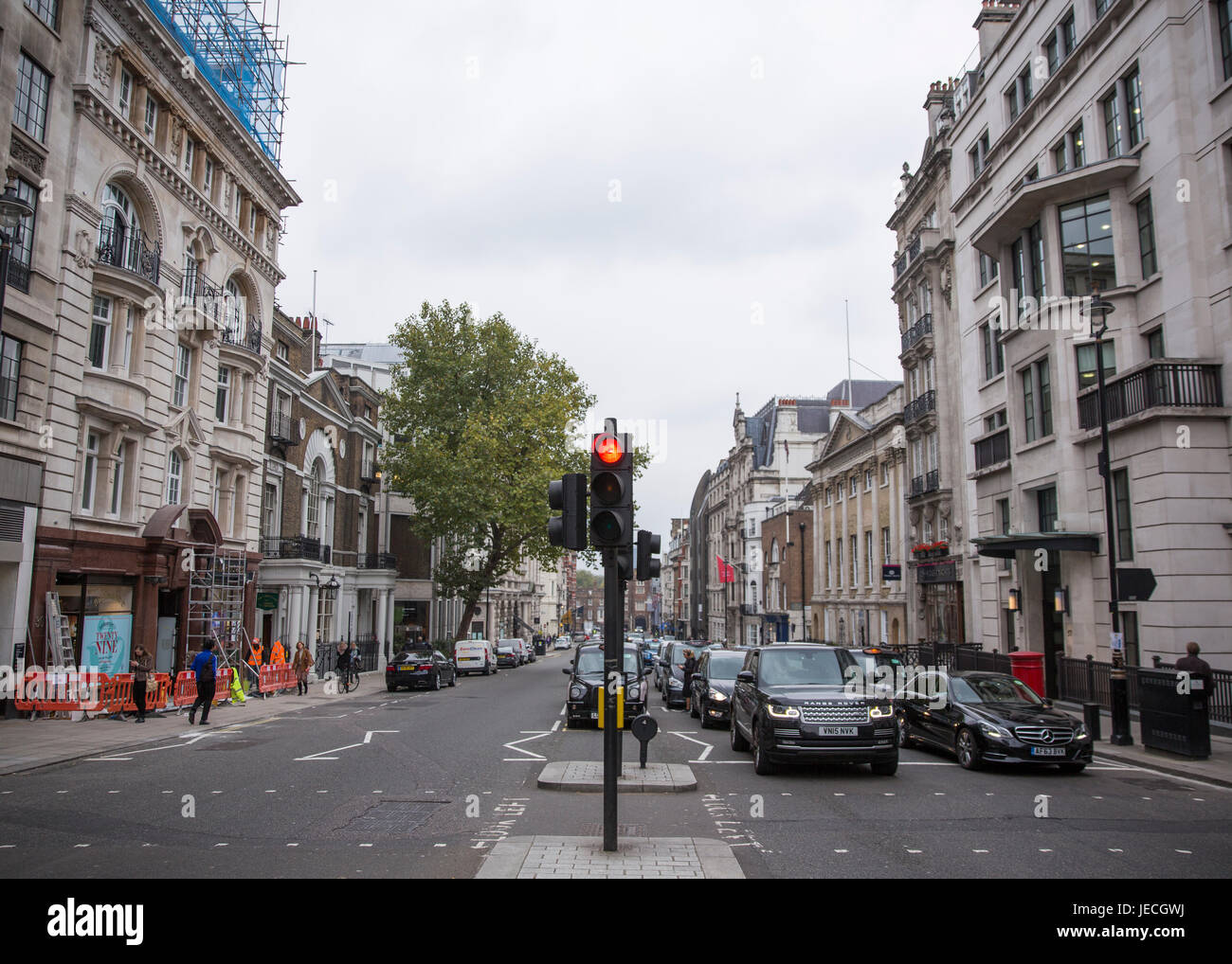St. james street london hi-res stock photography and images - Alamy