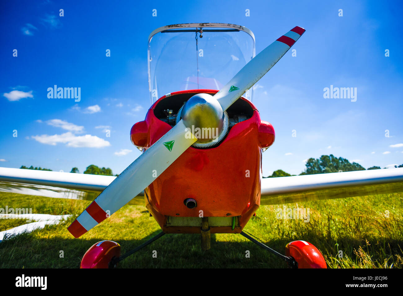 Wing of the small plane on the ground Stock Photo - Alamy