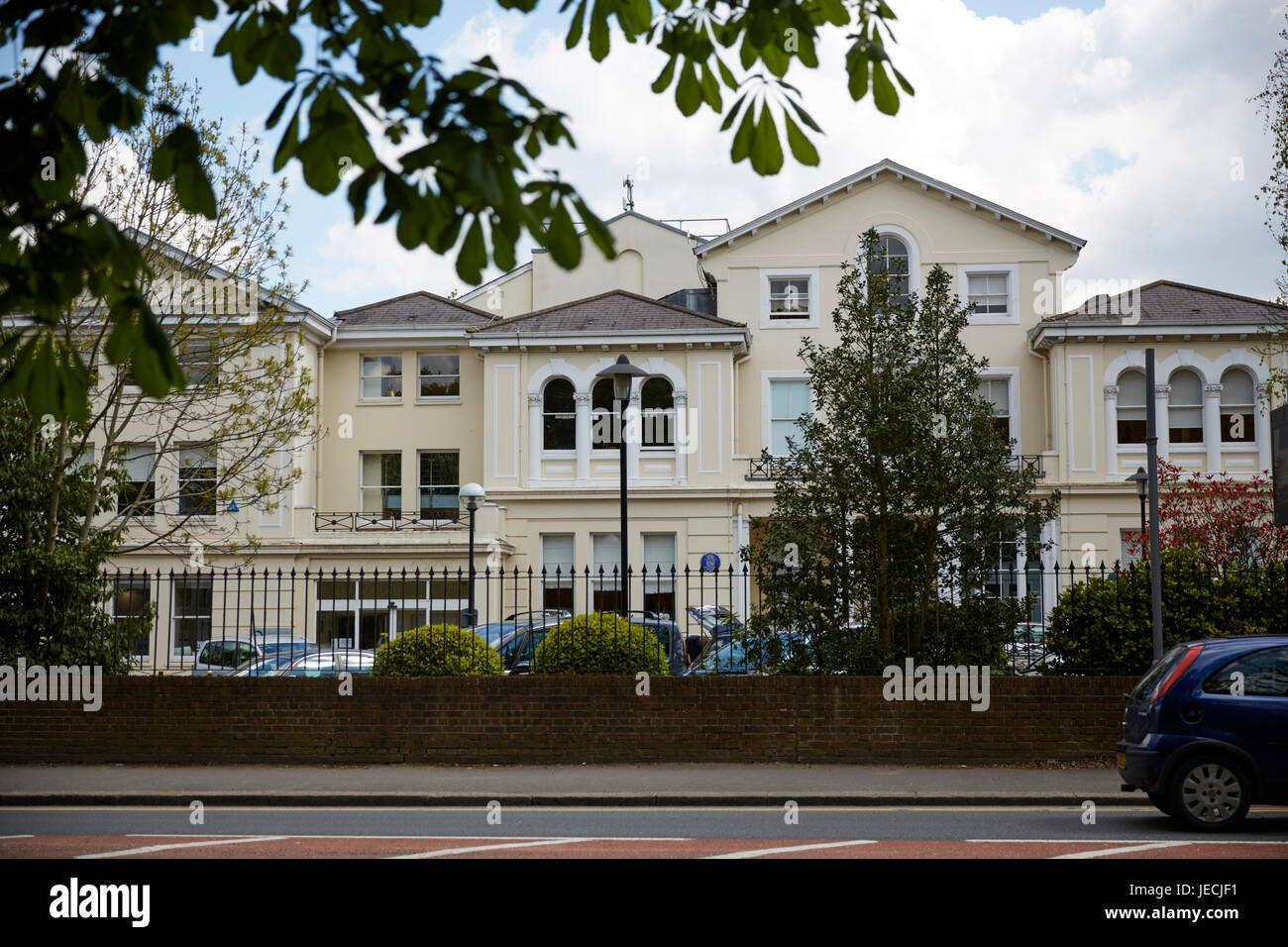 Parkside sign hi-res stock photography and images - Alamy