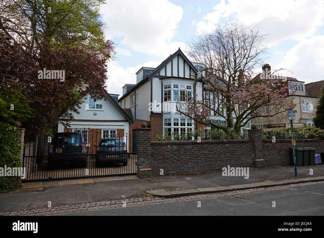 Parkside Gardens, London, UK Stock Photo - Alamy