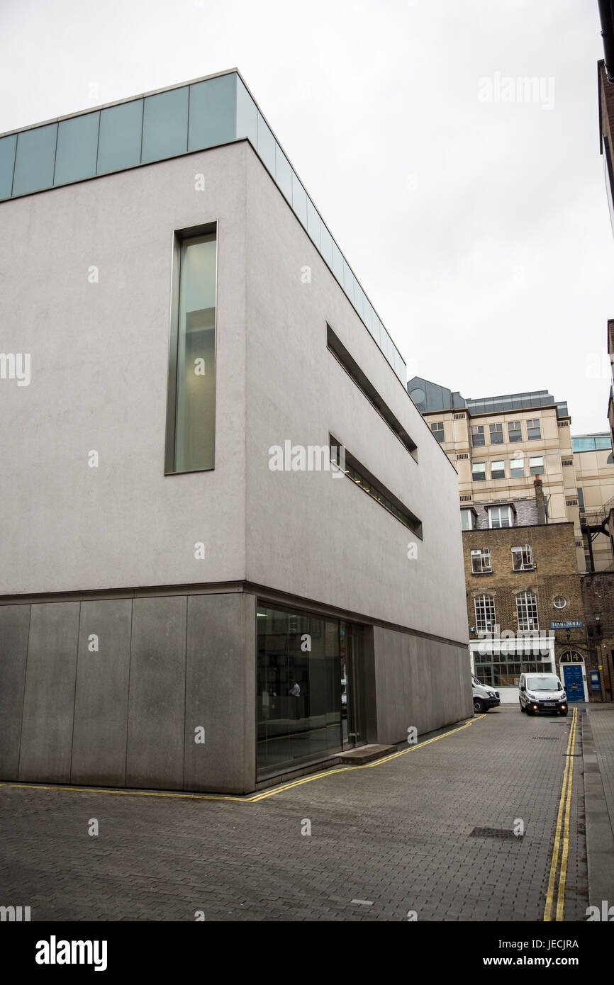 White Cube, London, UK Stock Photo - Alamy
