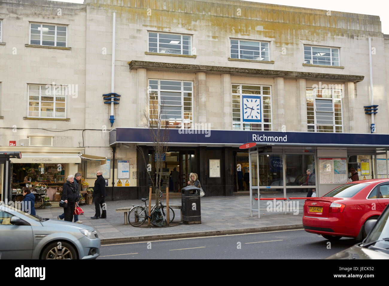 Richmond High Street, London, UK Stock Photo - Alamy