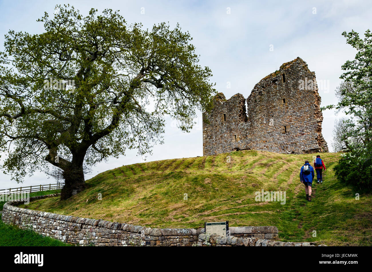 Hikers and ruins of Thirlwall Castle, near Greenhead, Northumberland ...