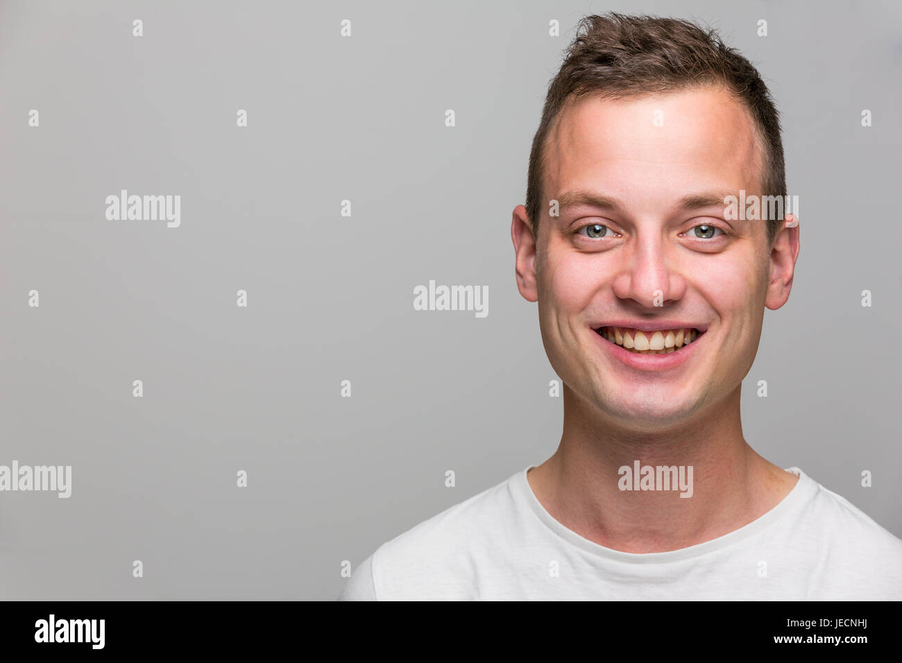 Emotionless expression hi-res stock photography and images - Alamy