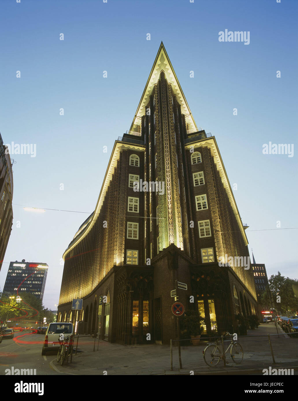 Monuments and historic buildings hi-res stock photography and images ...