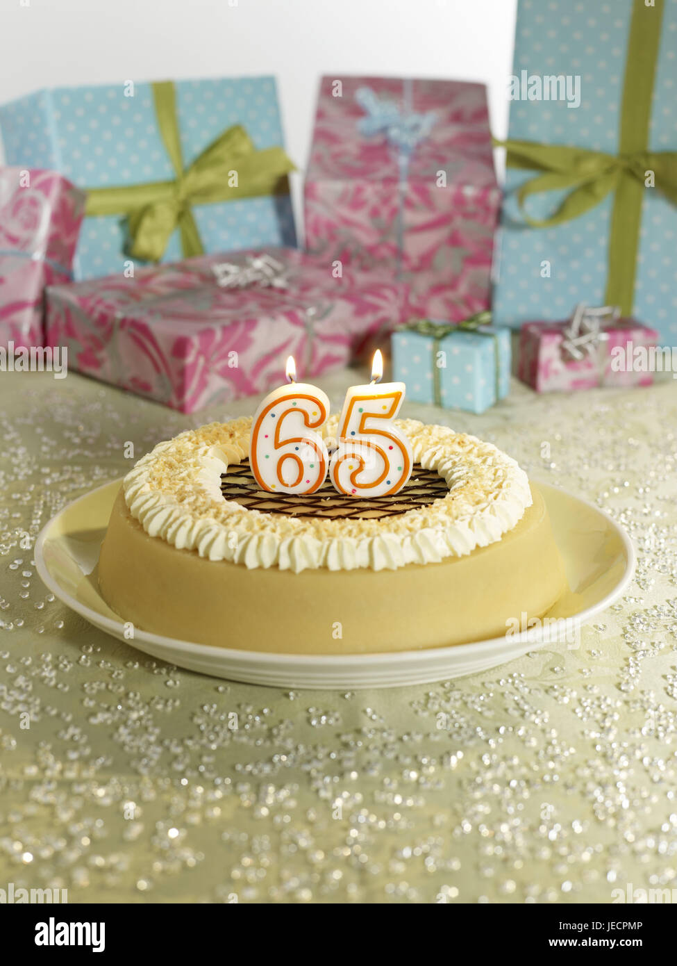 Birthday cake, skyers, 65, presents, birthday cakes, cakes, cake, cream ...