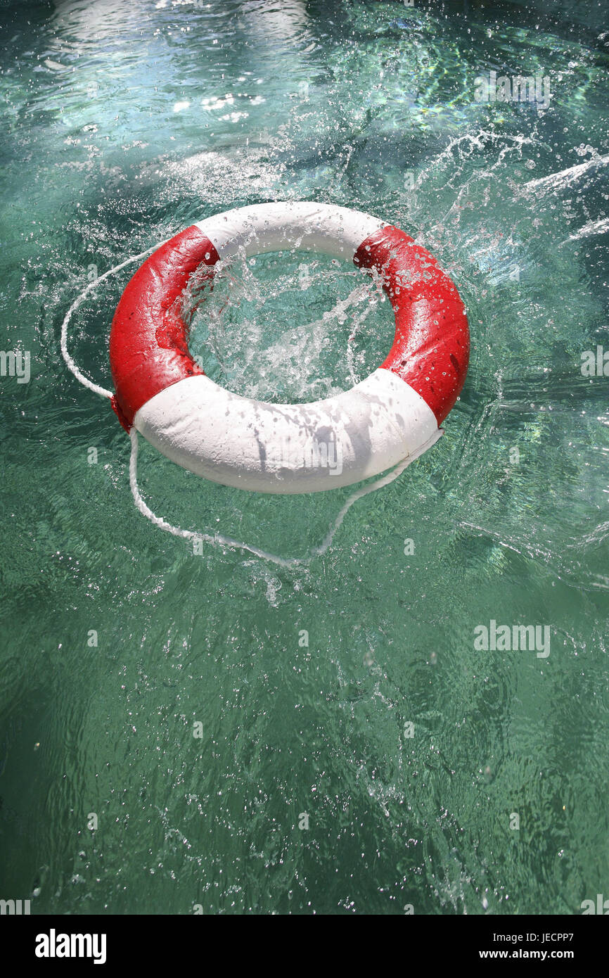 Throw water hi-res stock photography and images - Alamy