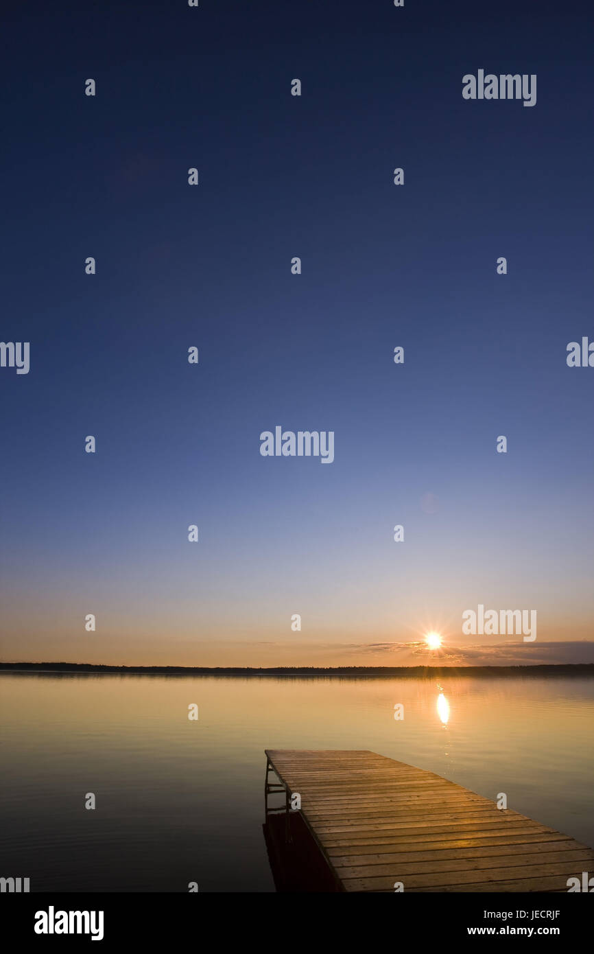 Canada, Manitoba, Riding Mountain Nationwide park, brine Audy, sundown ...