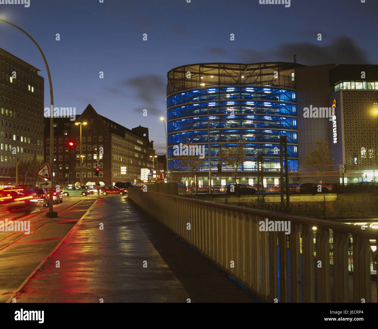 Germany, Hamburg, street scene, multi-storey carpark, lighting, evening ...