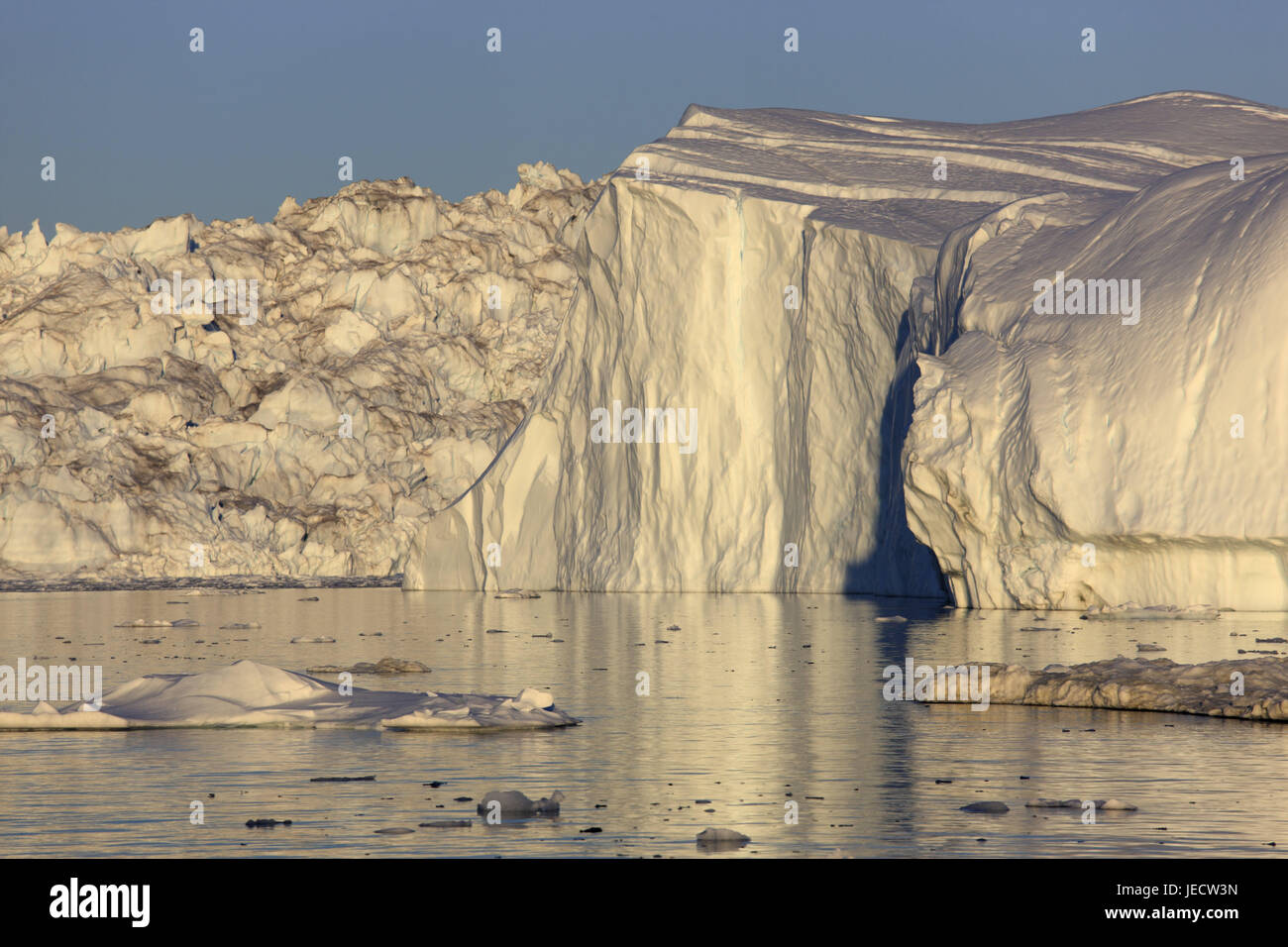 Greenland, Disco Bay, Ilulissat, fjord, icebergs, scarp, detail ...