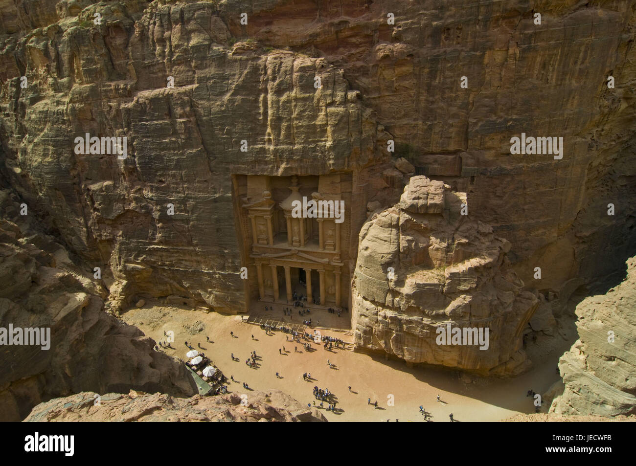 The treasury Khazne al-Firaun in the rock, Petra, Jordan Stock Photo ...