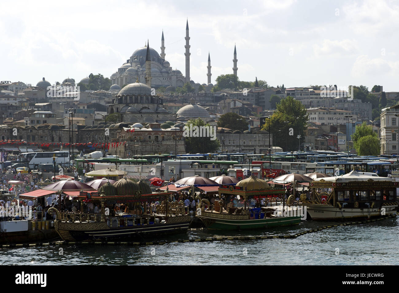 Turkey, Istanbul, part of town of Eminou, fish restaurants on the shore ...