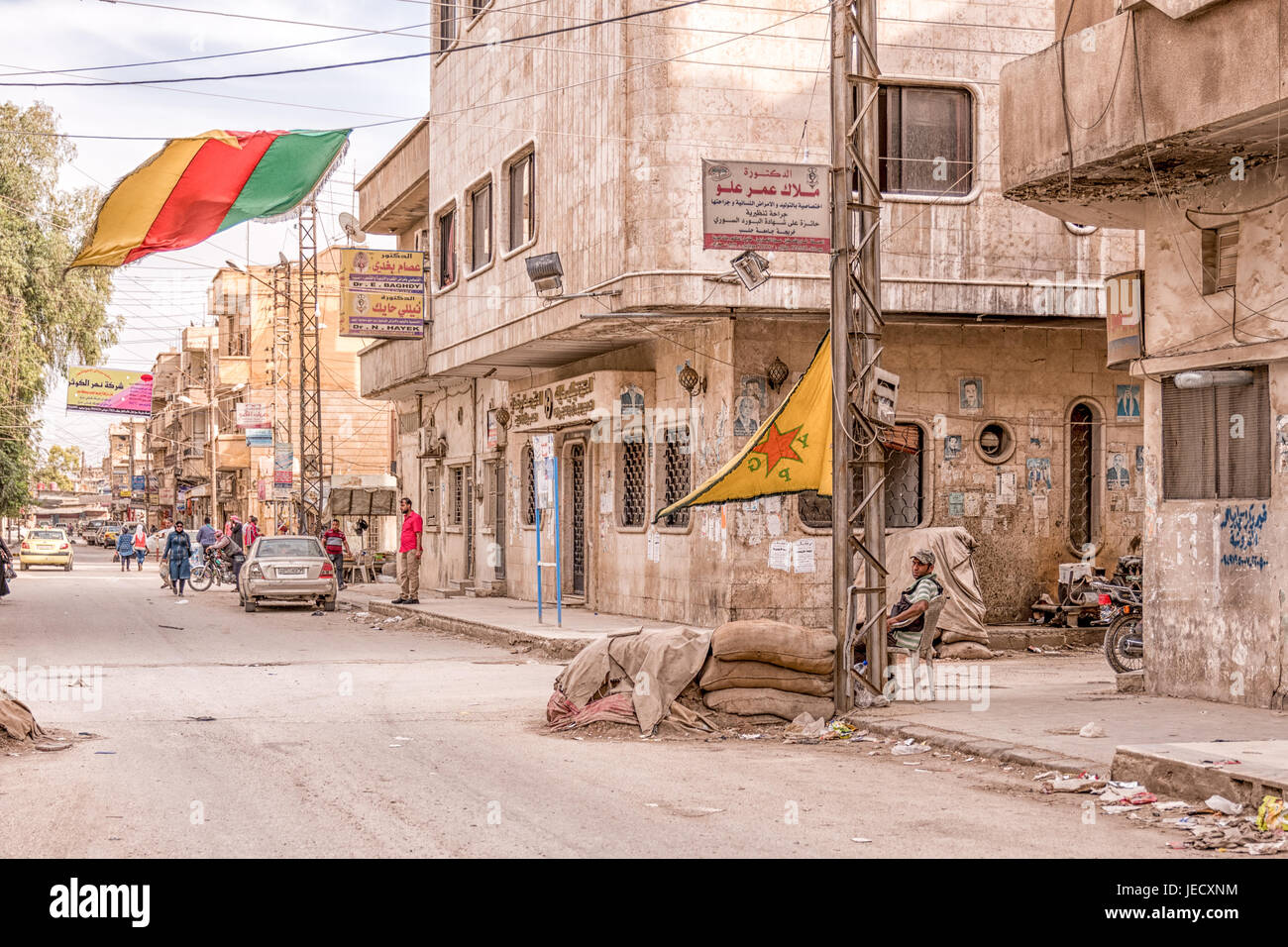 Neighborhood checkpoint between Kurdish and Syrian Army controlled ...