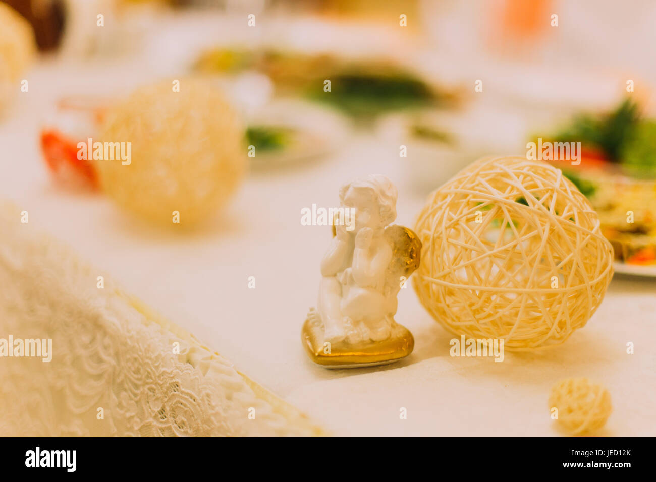 Stringball hi-res stock photography and images - Alamy