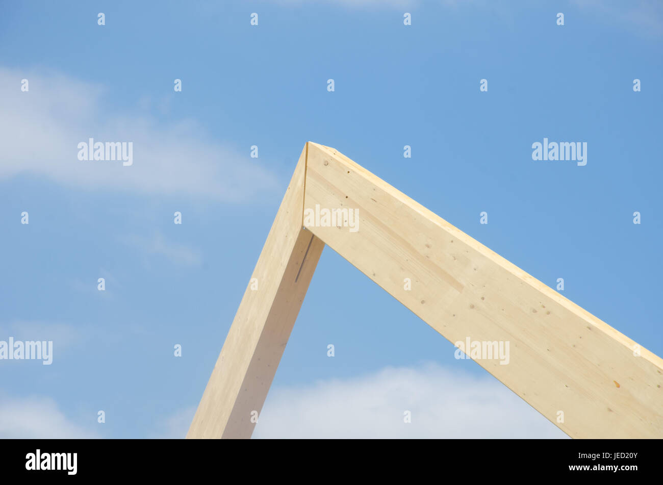Huge wooden building joint for roof Stock Photo - Alamy
