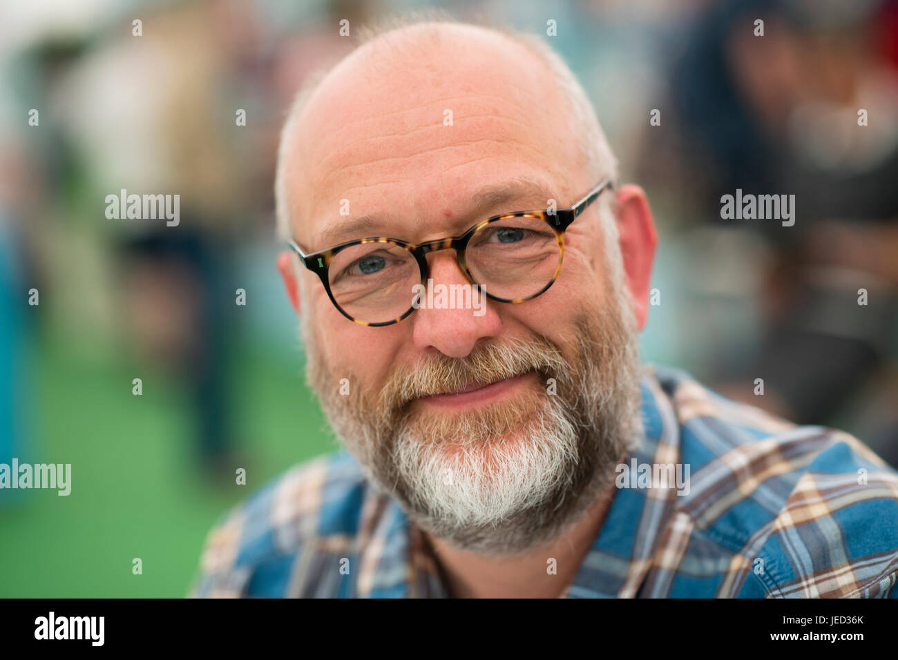Tim Hayward , author of 'The Knife - the culture, craft and cult of the ...