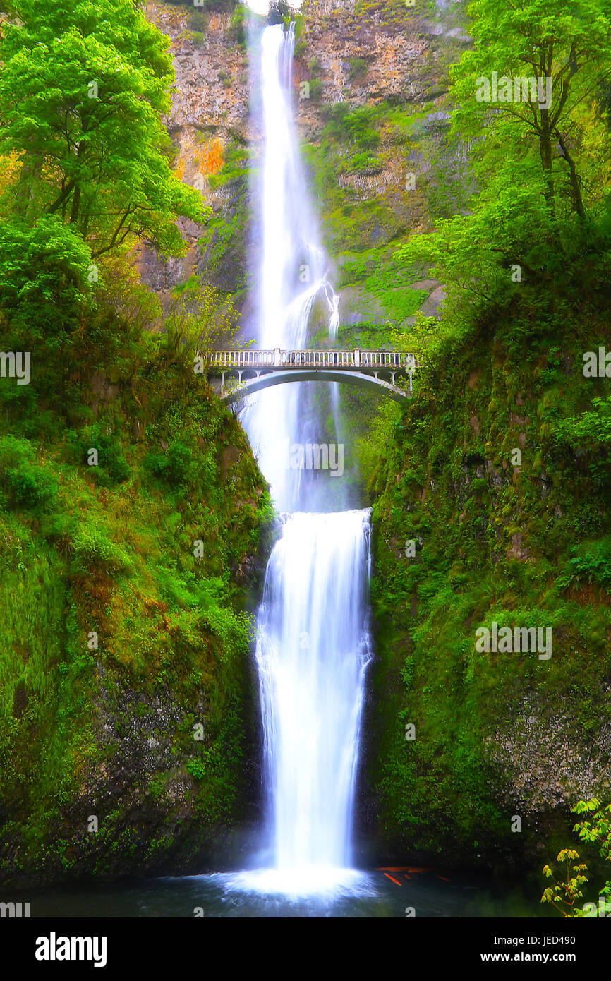 Multnomah falls hi-res stock photography and images - Alamy