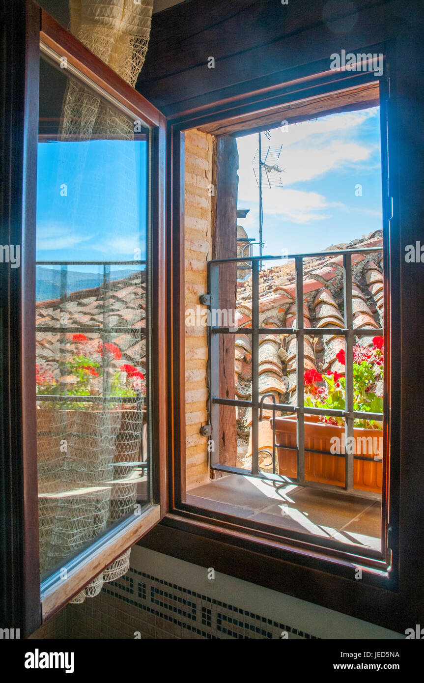 Planta abierta hi-res stock photography and images - Alamy