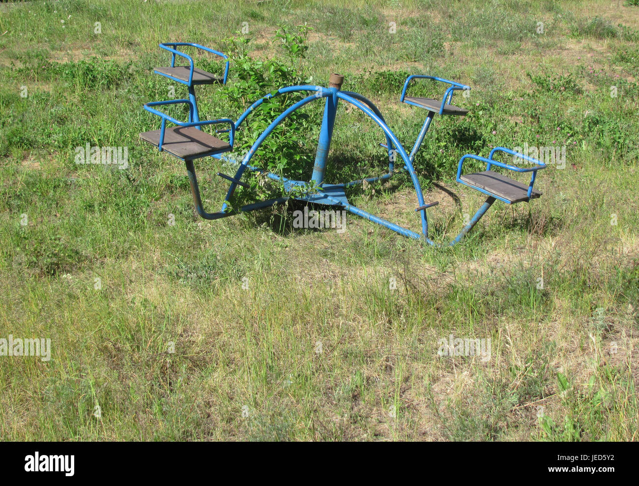 Abandoned playground with slide hi-res stock photography and images - Alamy