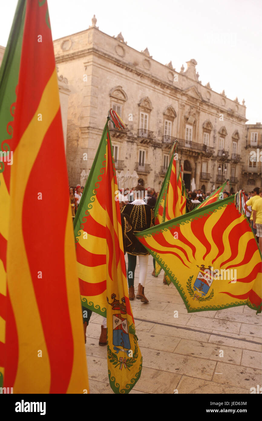 Standard model hi-res stock photography and images - Alamy