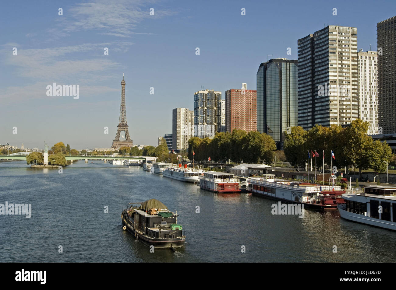 Andre citroen eiffel hi-res stock photography and images - Alamy