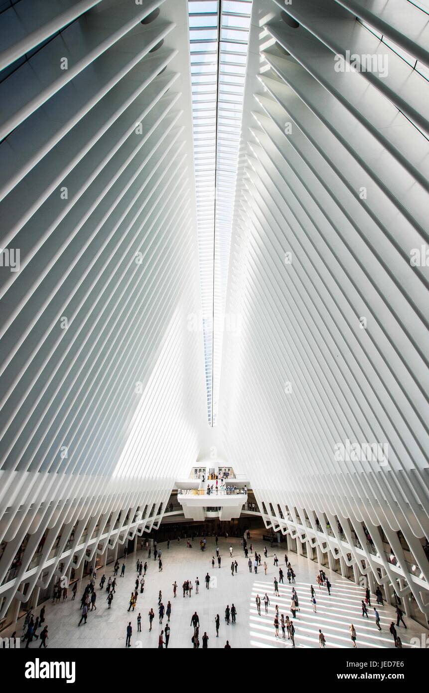 New York City, New York, USA. 24th Aug, 2016. The Oculus, the common ...