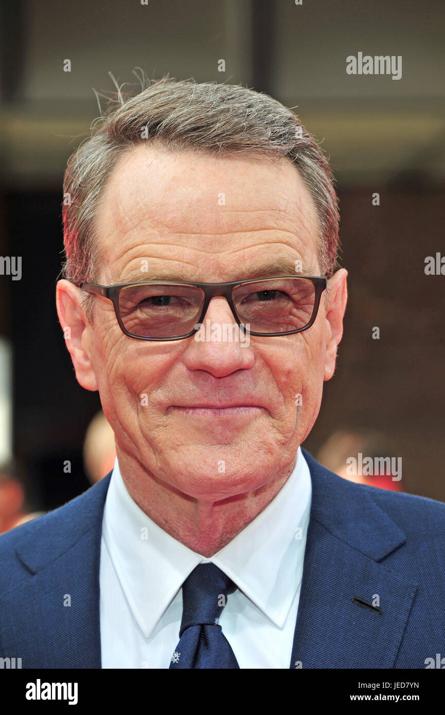 The US American actor Bryan Cranston arrives at the ceremony of the ...