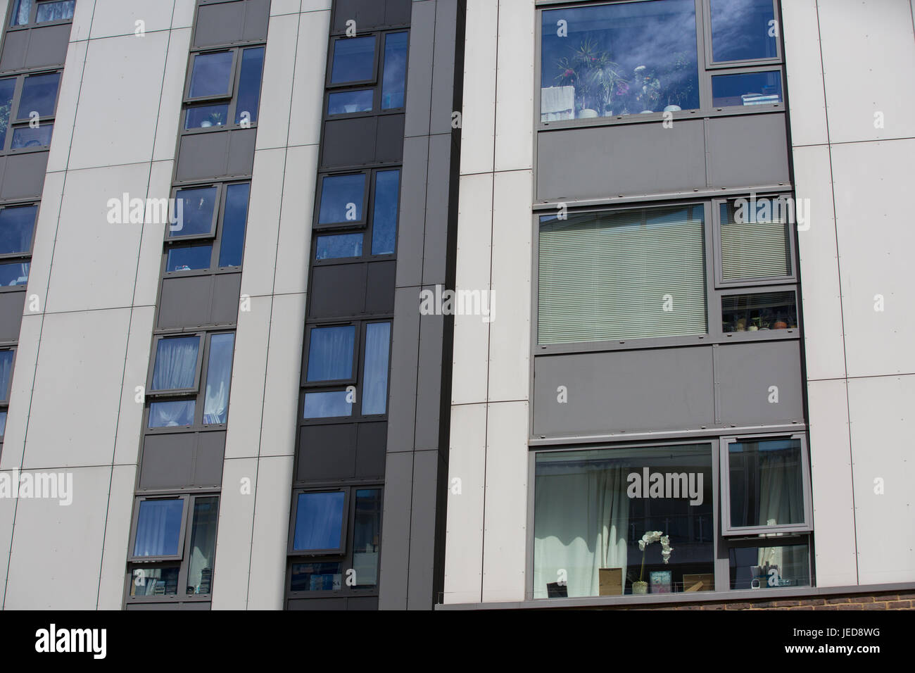 Cladding removal tower uk hi-res stock photography and images - Alamy