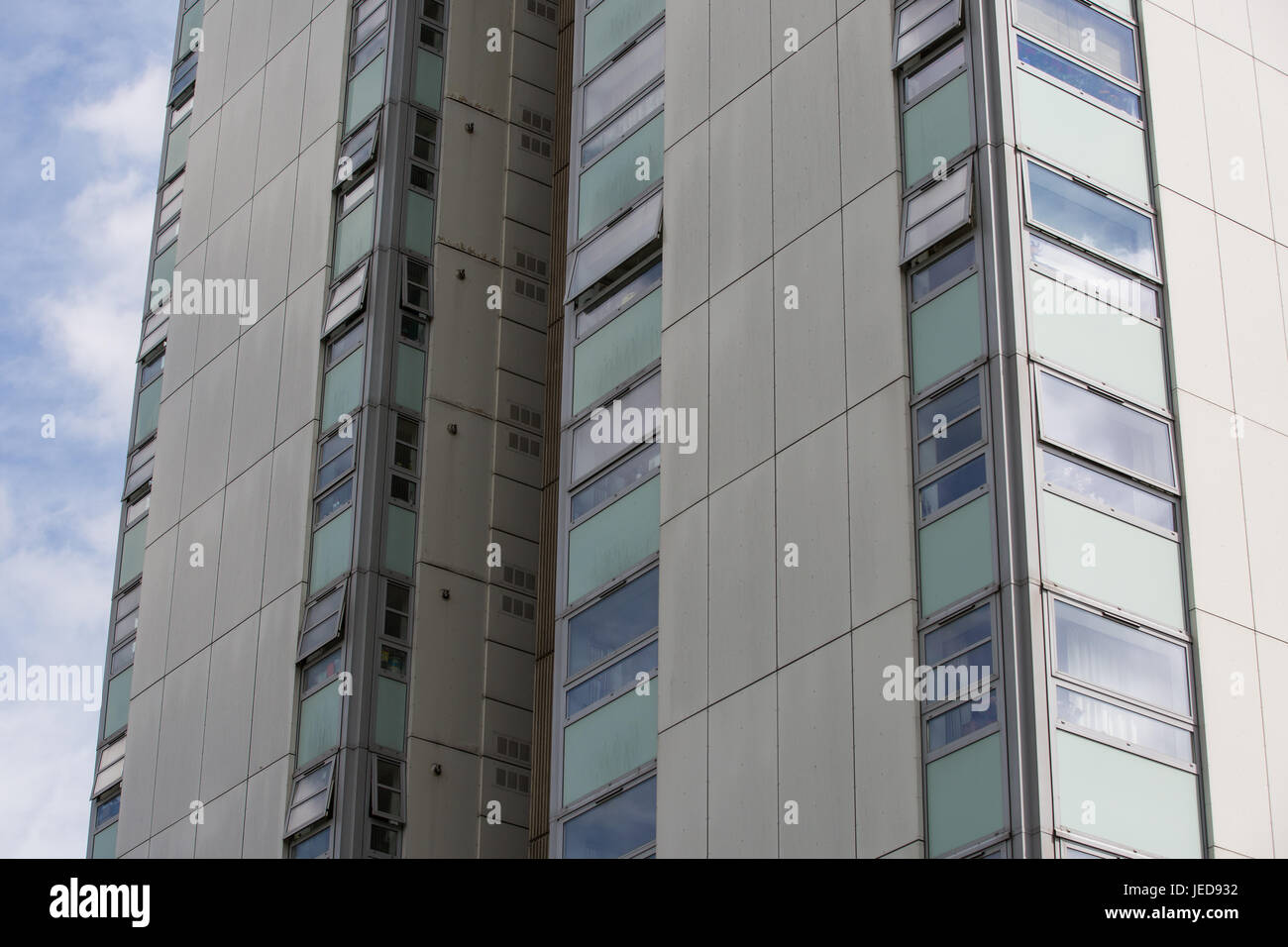 Cladding removal hi-res stock photography and images - Alamy