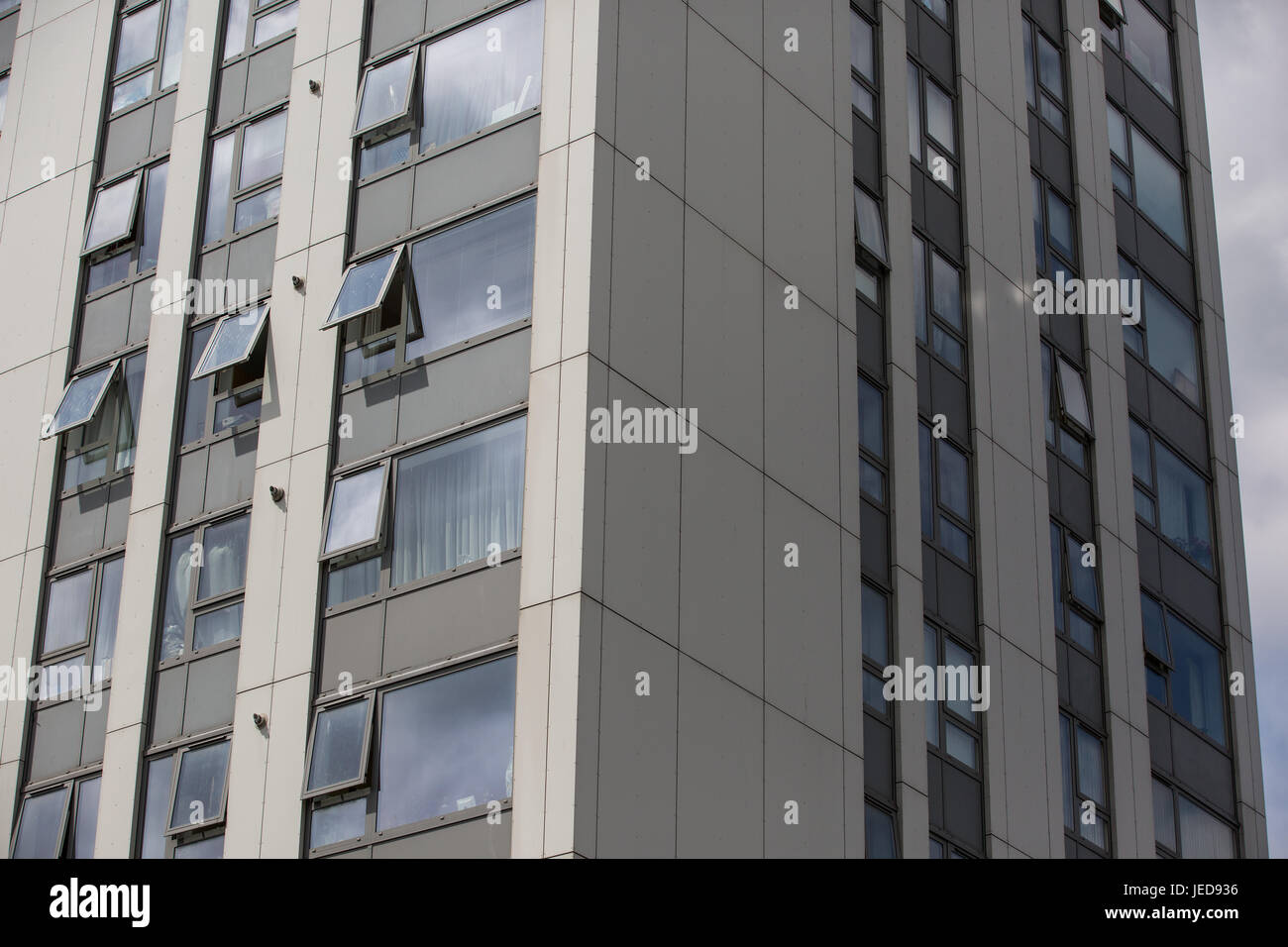 Cladding removal hi-res stock photography and images - Alamy