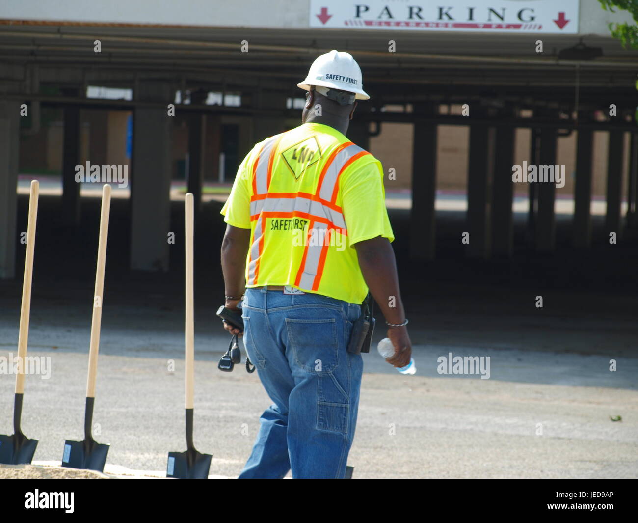 Dallas, USA. 23rd June, 2017. The $4B refurbishment at Valley View got ...