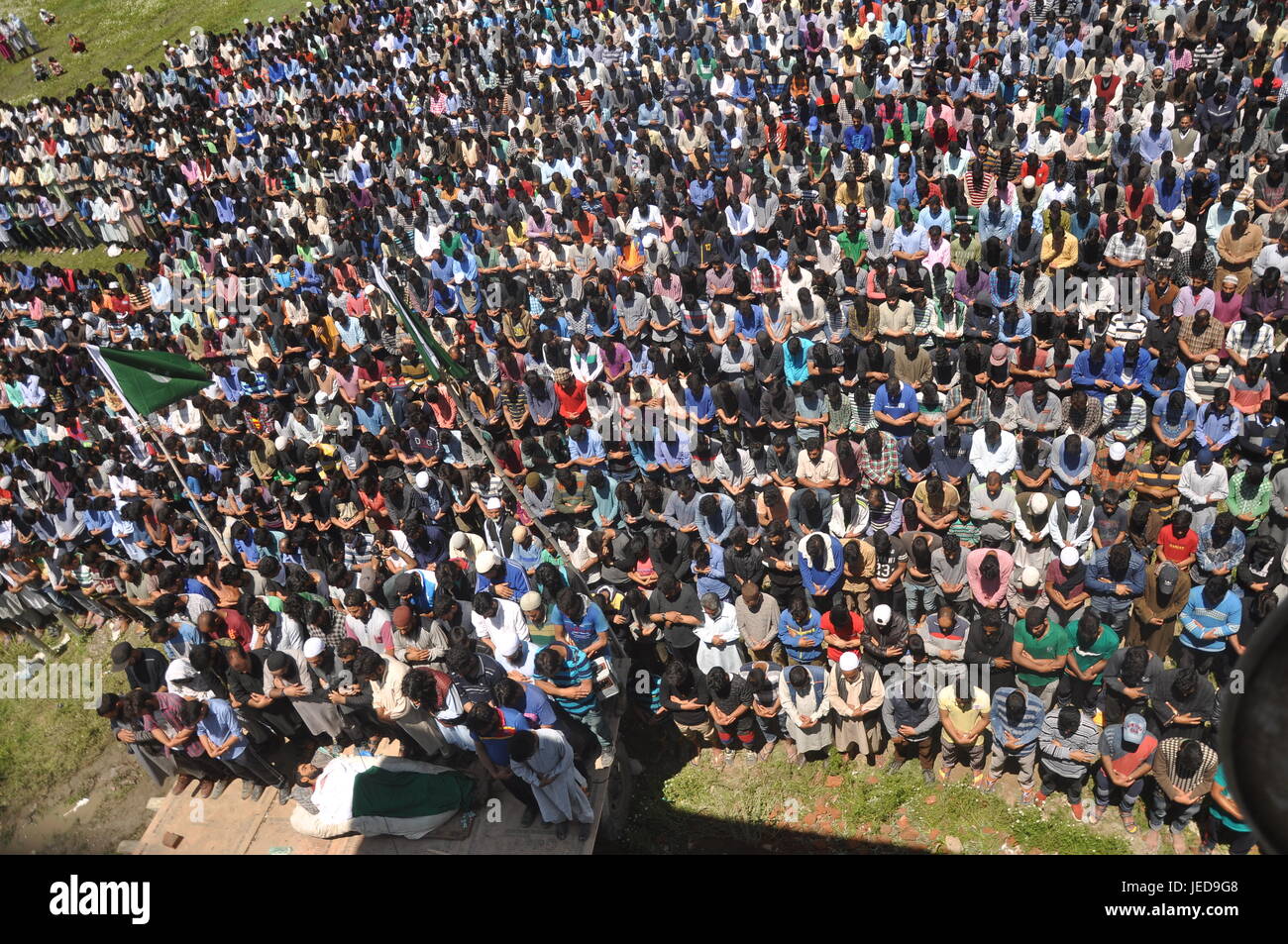 Thousands turned up & took part in funeral prayers of Tawseef Wani ...
