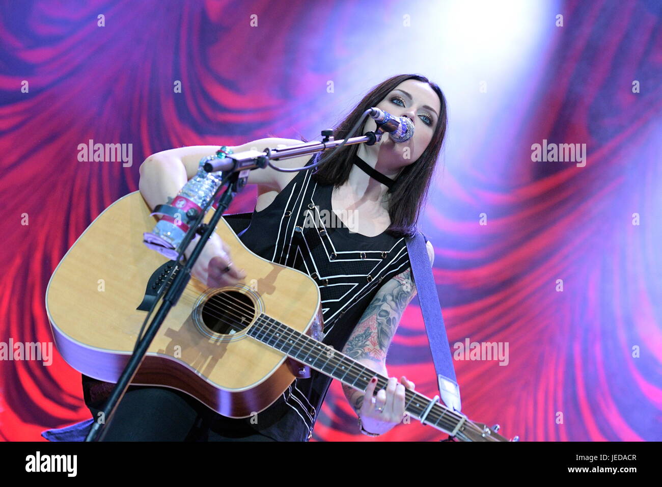 Amy singer hi-res stock photography and images - Alamy