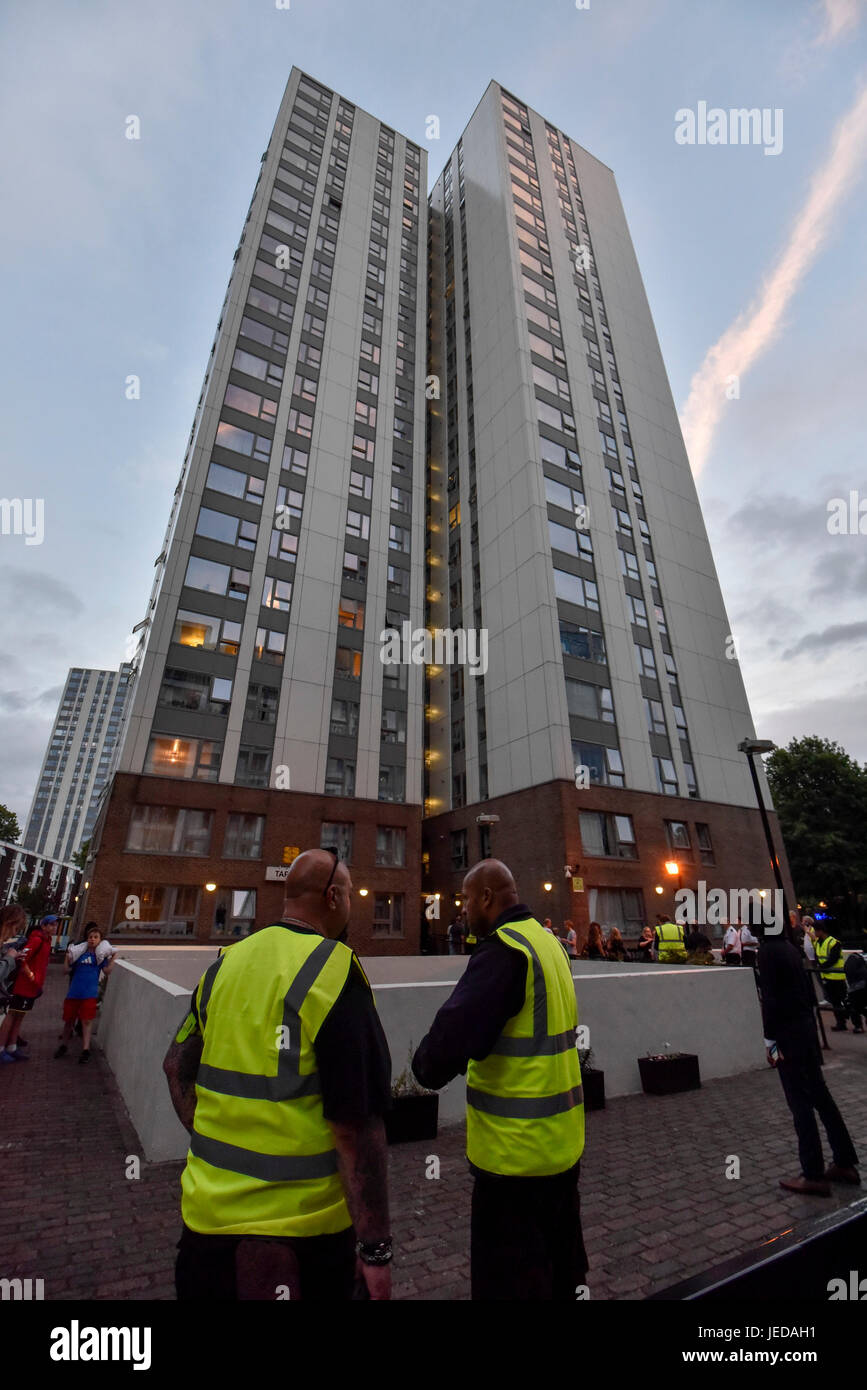 Security cladding hi-res stock photography and images - Alamy