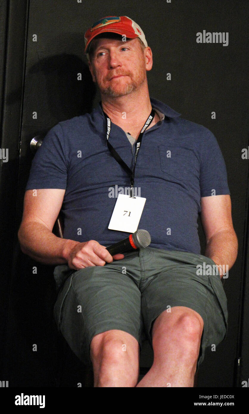 Chelsea walsh hi-res stock photography and images - Alamy