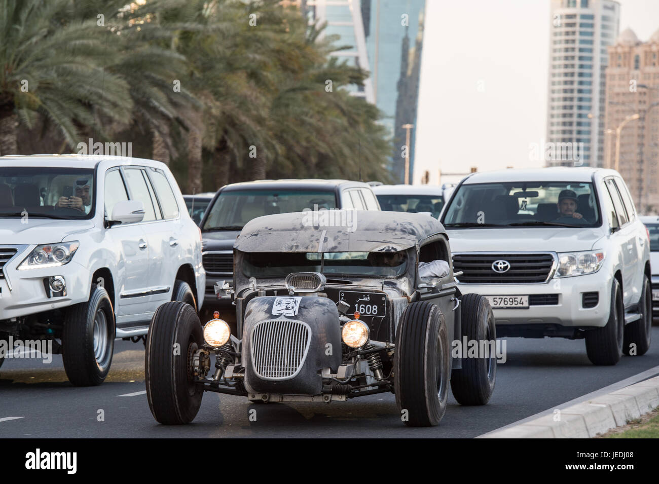 Doha corniche parade hi-res stock photography and images - Alamy