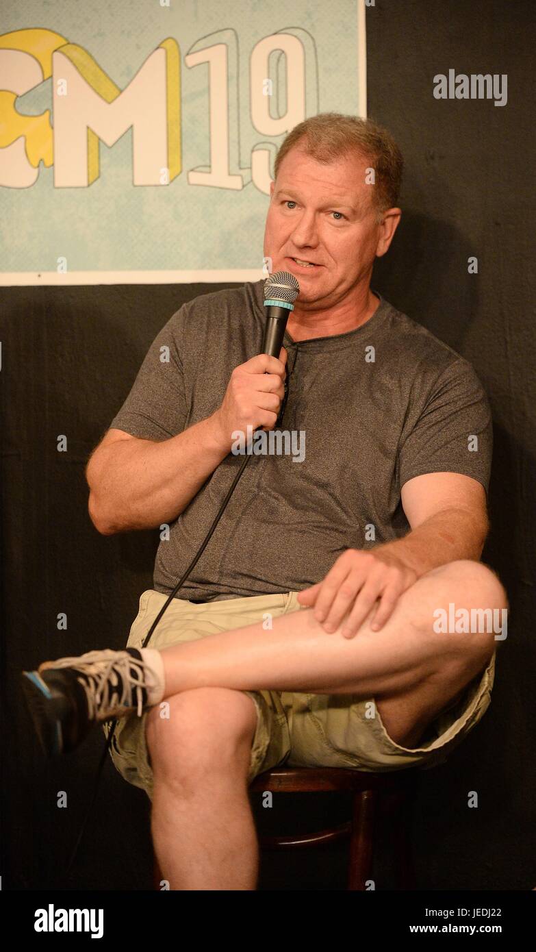 Ian roberts hi-res stock photography and images - Alamy