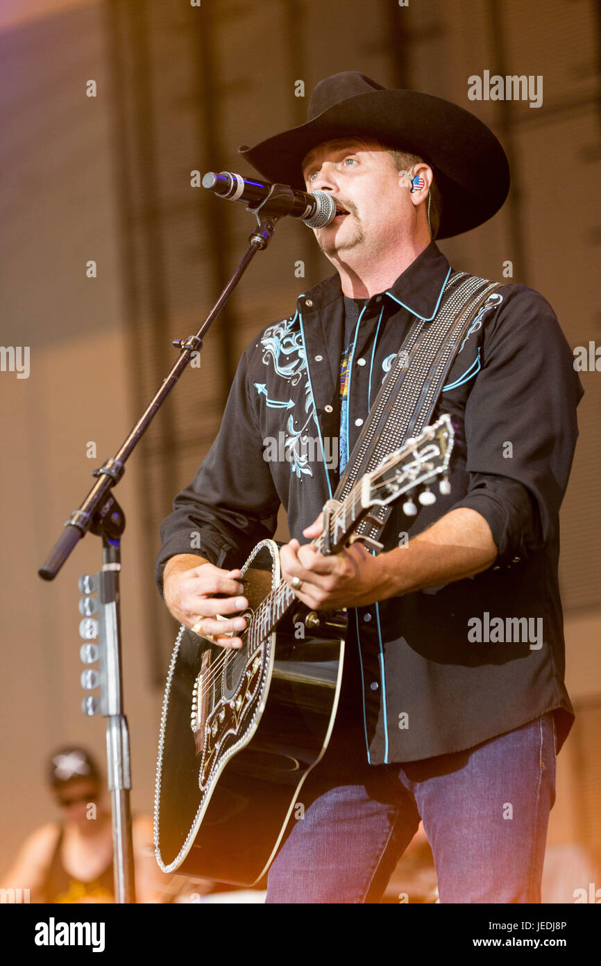 Chicago, Illinois, USA. 23rd June, 2017. JOHN RICH of Big & Rich during ...