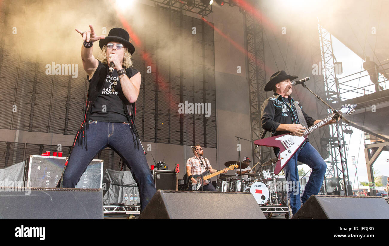 Chicago, Illinois, USA. 23rd June, 2017. BIG KENNY (KENNY ALPHIN) and ...