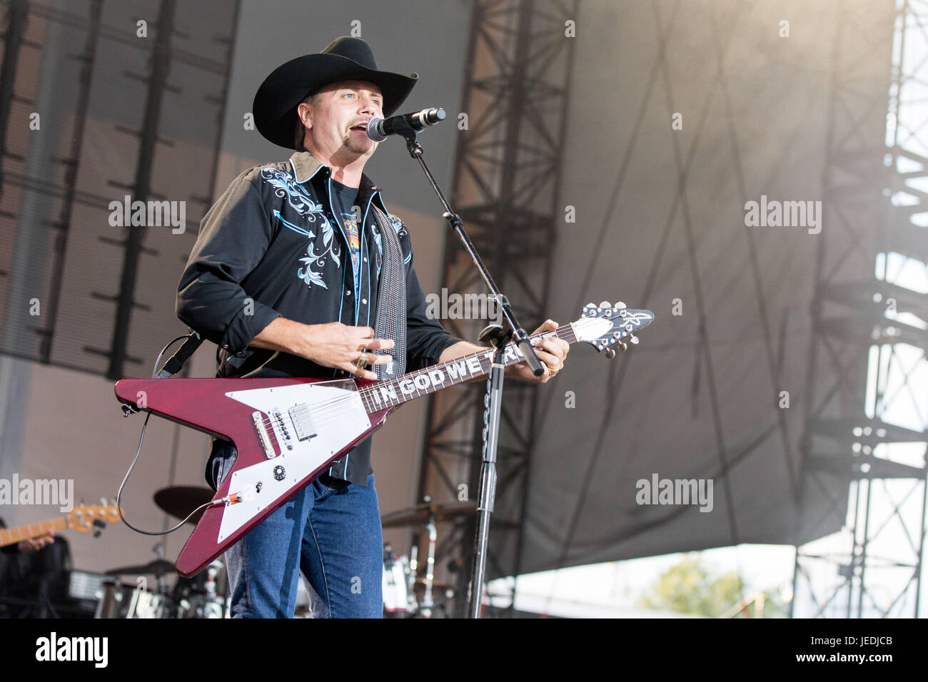 Chicago, Illinois, USA. 23rd June, 2017. JOHN RICH of Big & Rich during ...