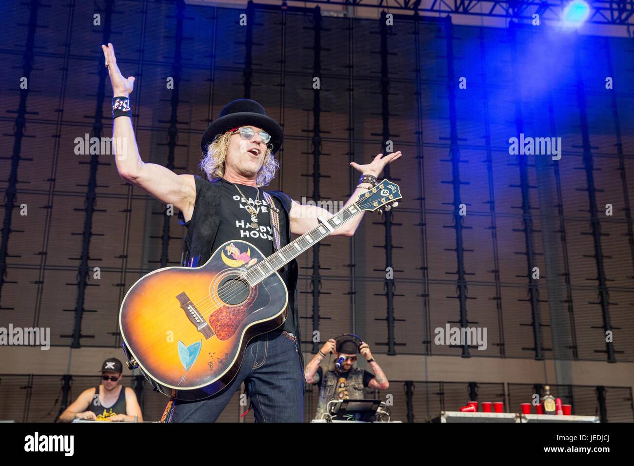 Chicago, Illinois, USA. 23rd June, 2017. BIG KENNY (KENNY ALPHIN) of ...