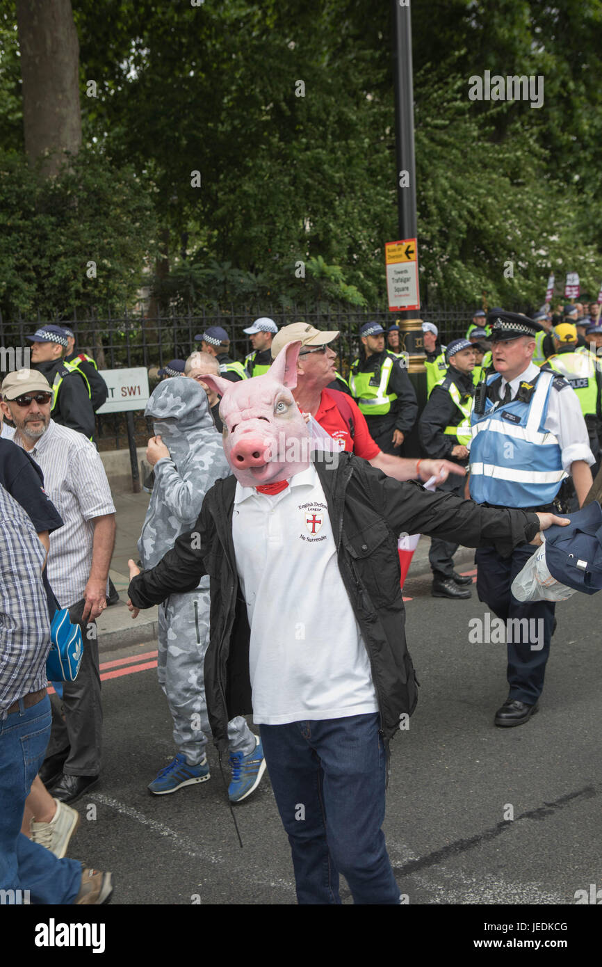Muslim defence league hi-res stock photography and images - Alamy