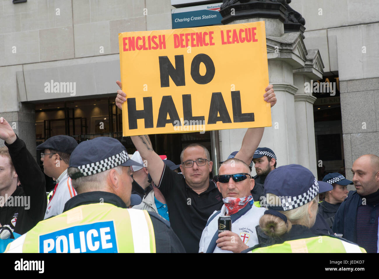 Muslim police officer london hi-res stock photography and images - Alamy